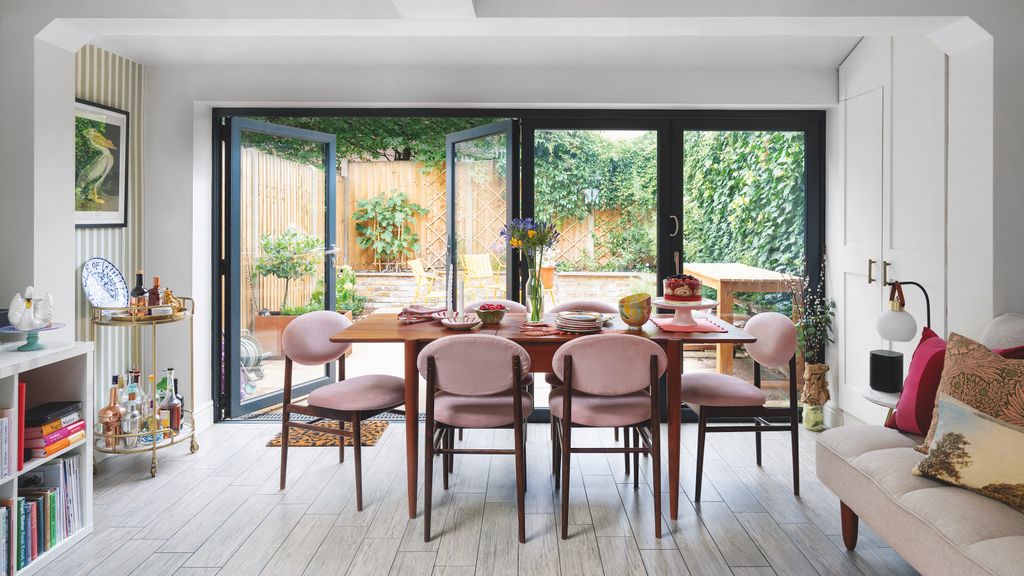 Shinny dixit nude i decided to check out Karmen since she