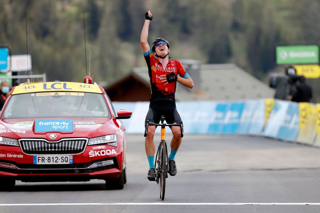 Criterium du Dauphiné: Deviating from the script during Tour de France ...