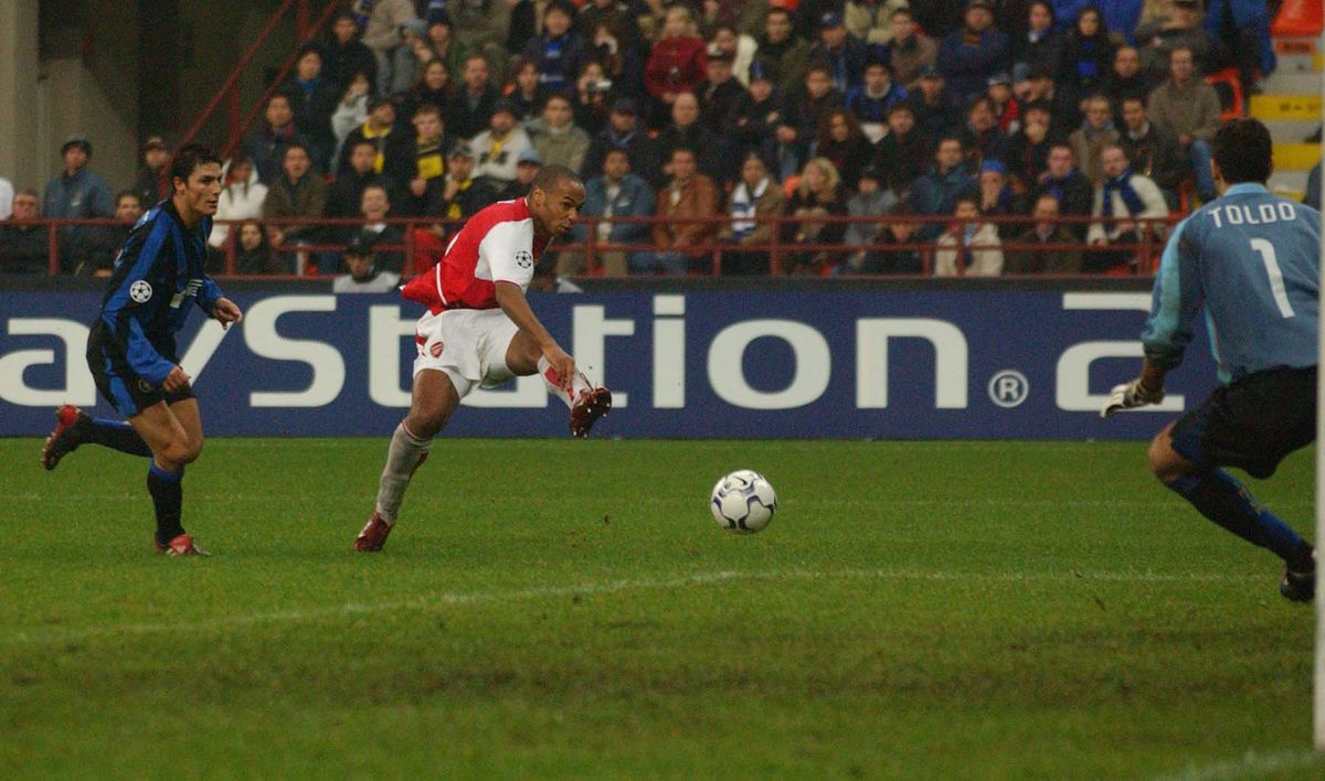 Thierry Henry: Finishing at speed | FourFourTwo