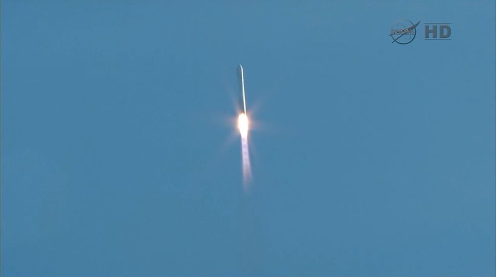 Launch Photos: Orbital Sciences' 1st Cygnus Cargo Mission Blasts Off ...