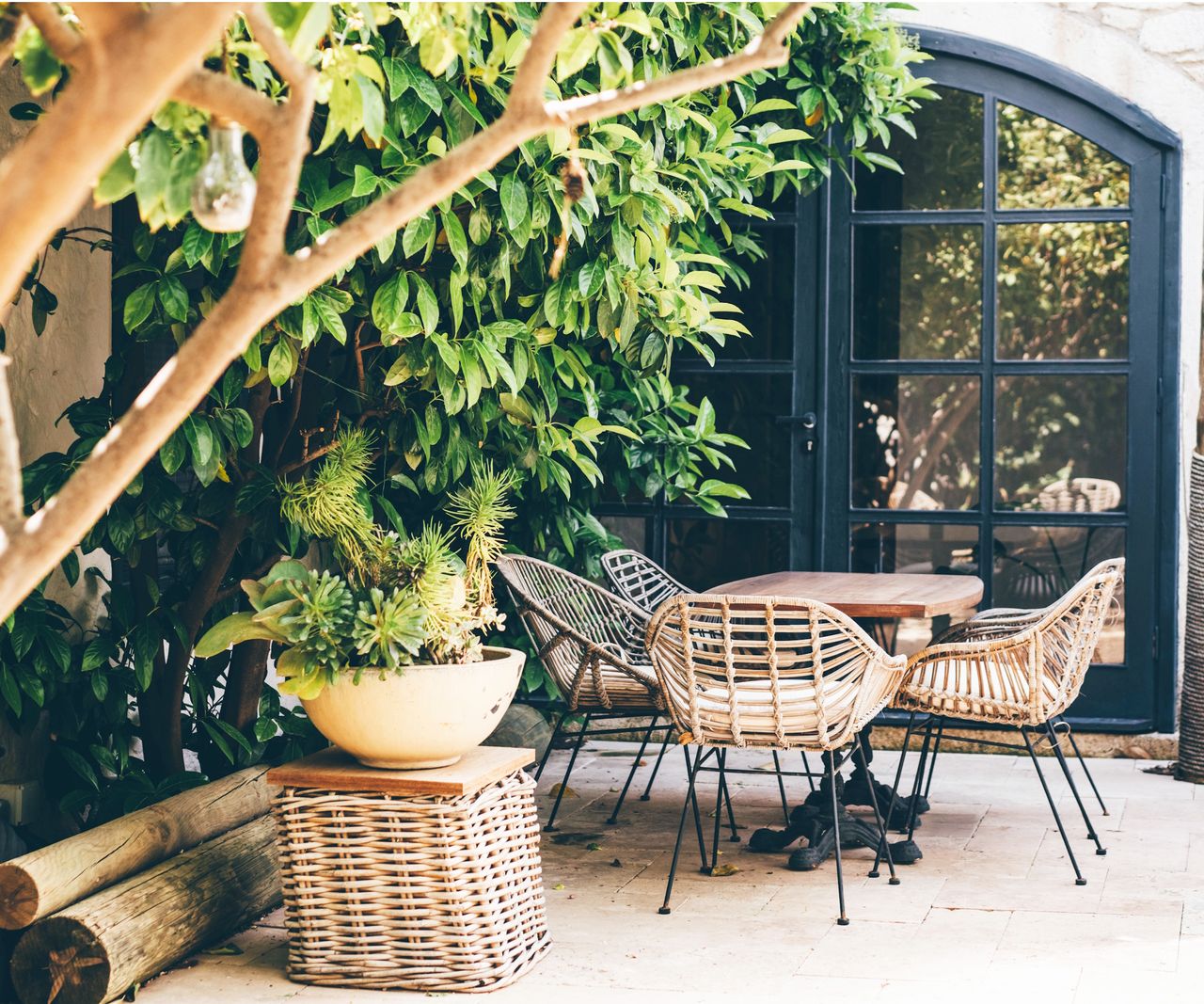 11 beautiful ideas for awkward-shaped gardens | Homes and Gardens