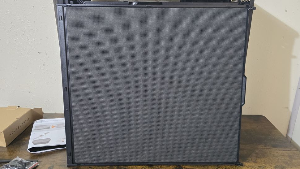 Be Quiet Dark Base 701 Case Review: Premium craftsmanship, excellent ...