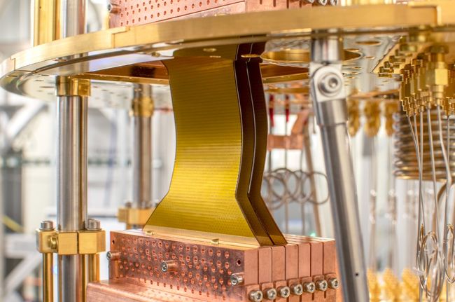 IBM Introduces 433 Qubit "Osprey" Quantum Processing Unit | Tom's Hardware