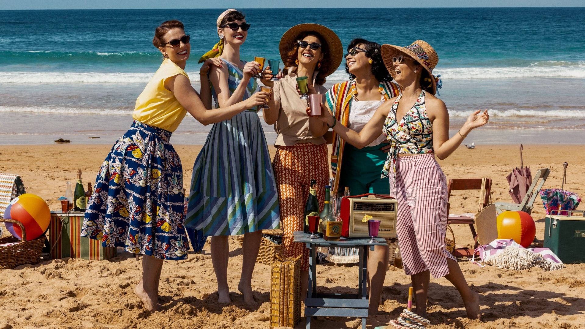 Where is Ten Pound Poms season 2 filmed and which year is it set ...