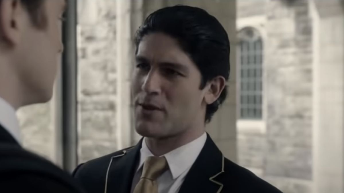Gotham Knights Cast: Where You've Seen The Stars Of The CW's New DC TV ...