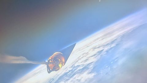 USC students set world record with high-flying rocket launch (video ...