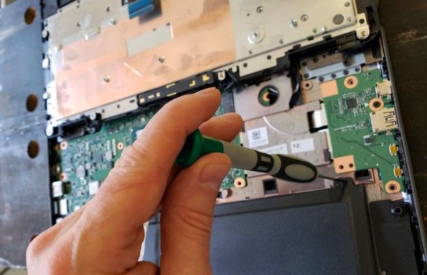 How to Replace Your Chromebook's Battery | Laptop Mag