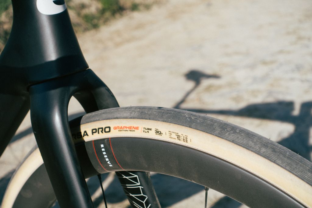 I finally got to try Visma's self inflating tyres on the cobbles, and ...