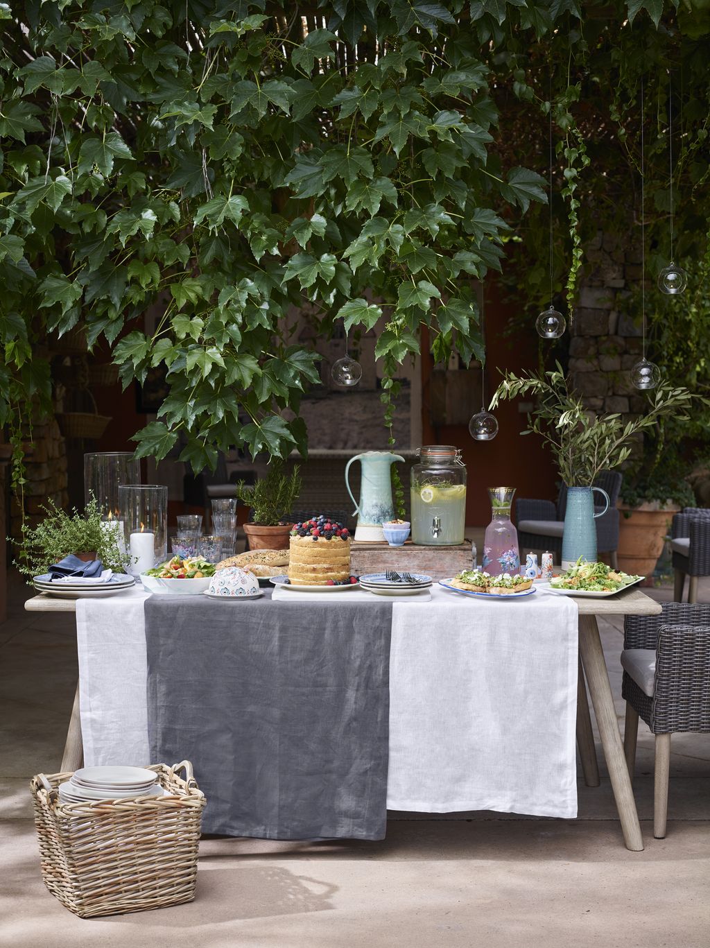 Outdoor dining ideas: 16 ways to create the perfect al fresco ...
