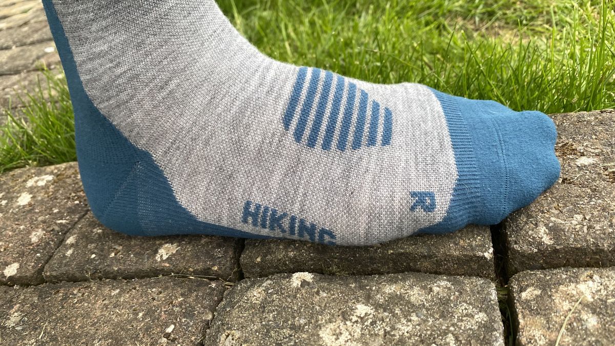 Stox Energy Socks review: crew-height compression socks for hiking ...