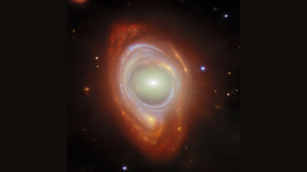 James Webb telescope zooms in on bizarre 'Einstein ring' caused by ...
