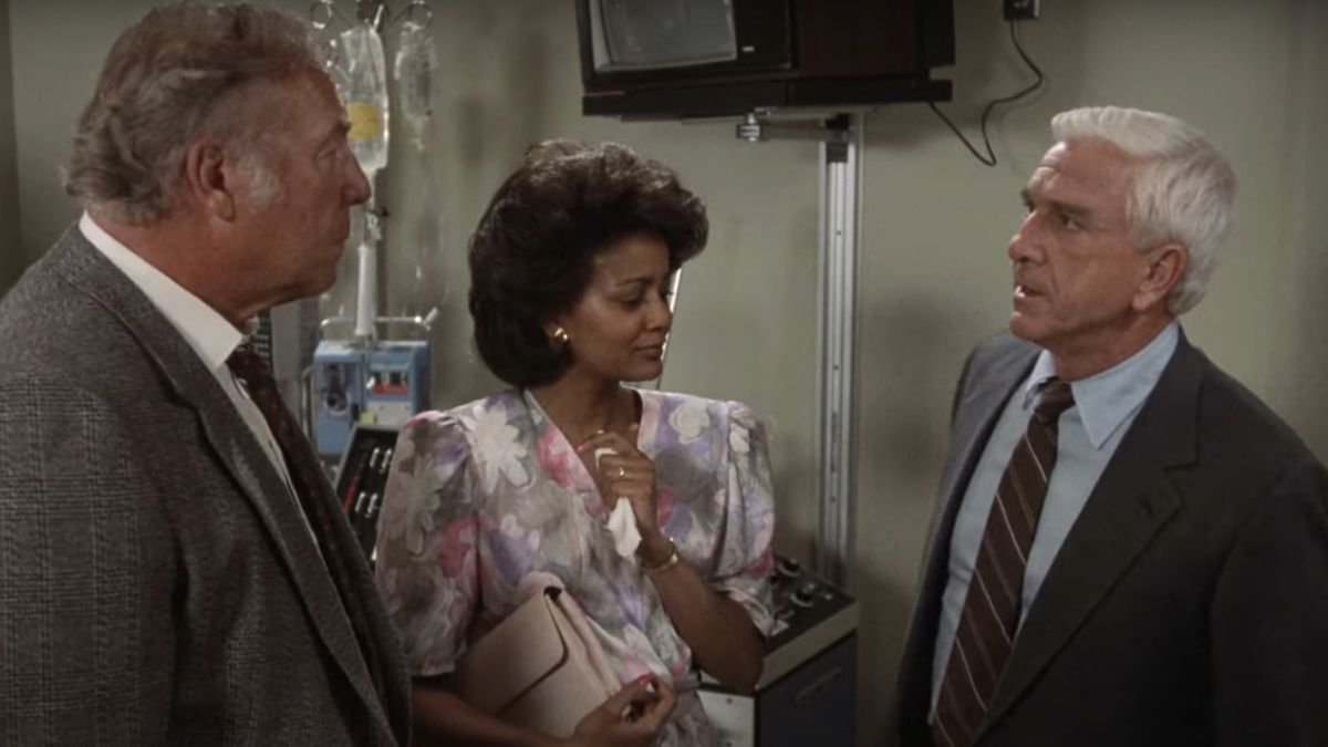 32 Hilarious Lines By Leslie Nielsen In His Funniest Movies | Cinemablend