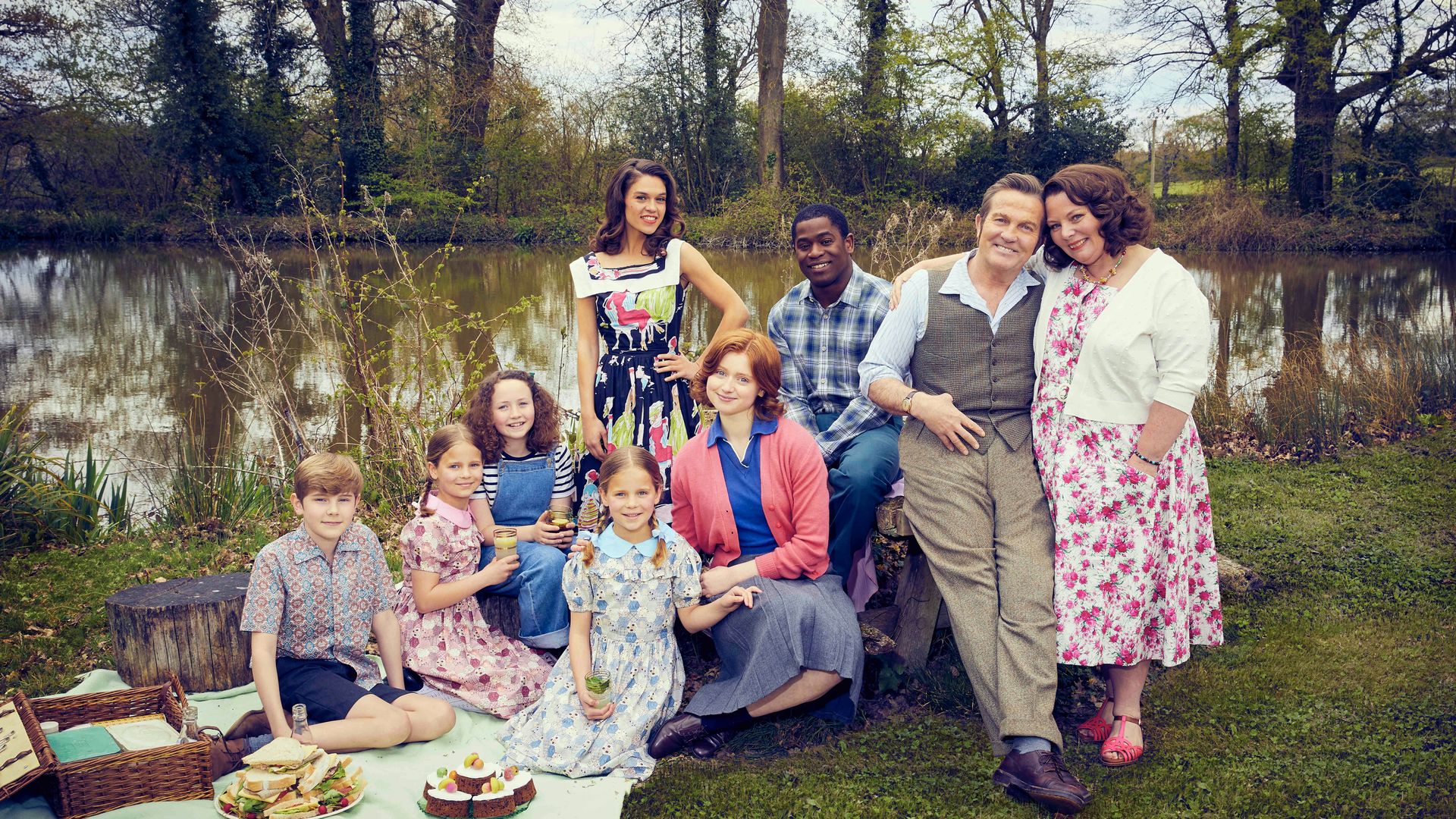 ‘The Larkins’ fans praise ‘perfick’ first episode | What to Watch