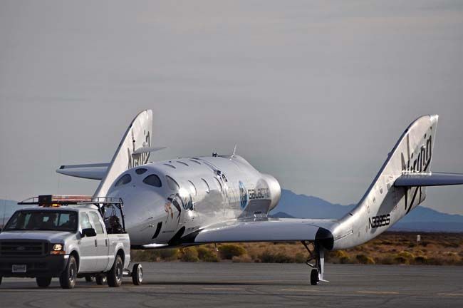 Virgin Galactic's SpaceShipTwo Spaceliner Completes 2nd Glide Flight ...