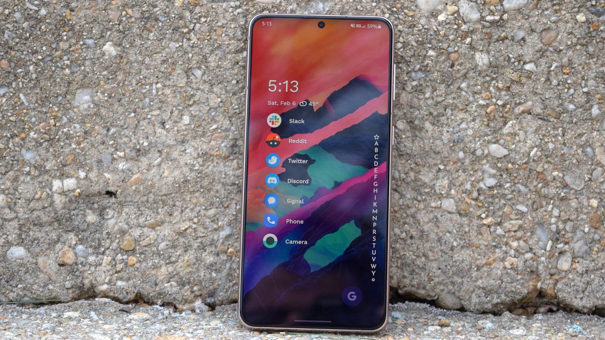 Samsung Galaxy S21 Plus review: A big-screen phone that gets the big ...