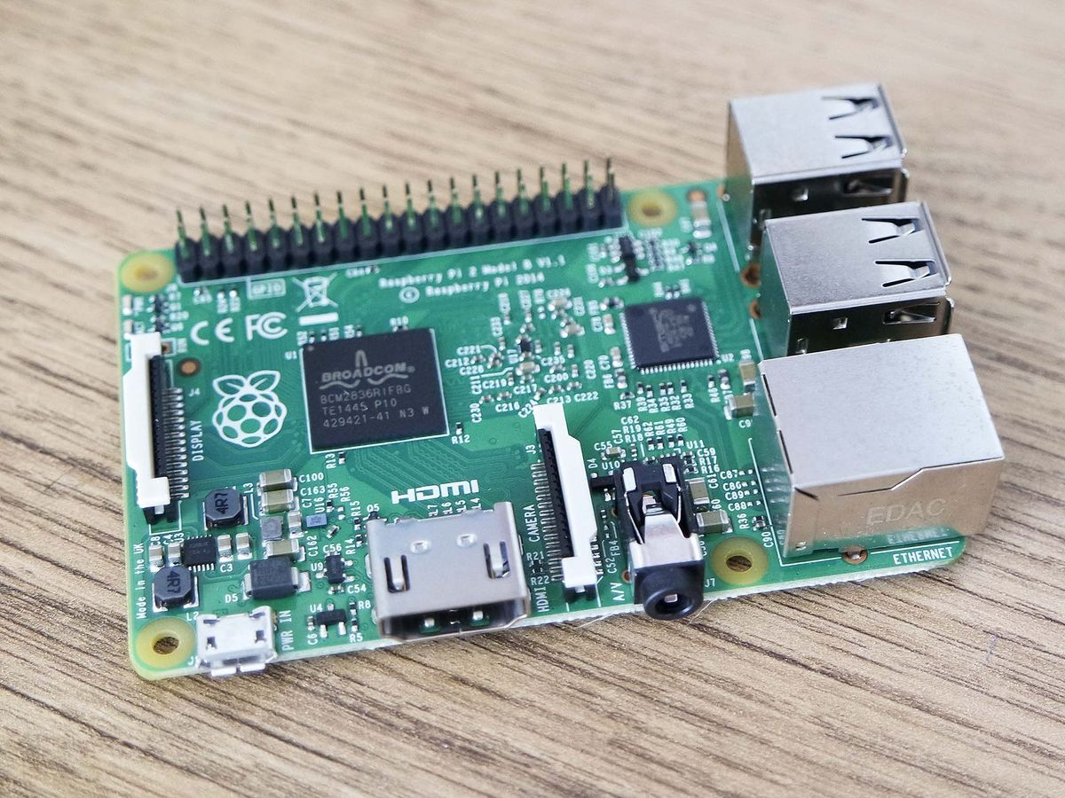 Hands-on with Raspberry Pi 2, a future Windows 10 computer for $35 ...
