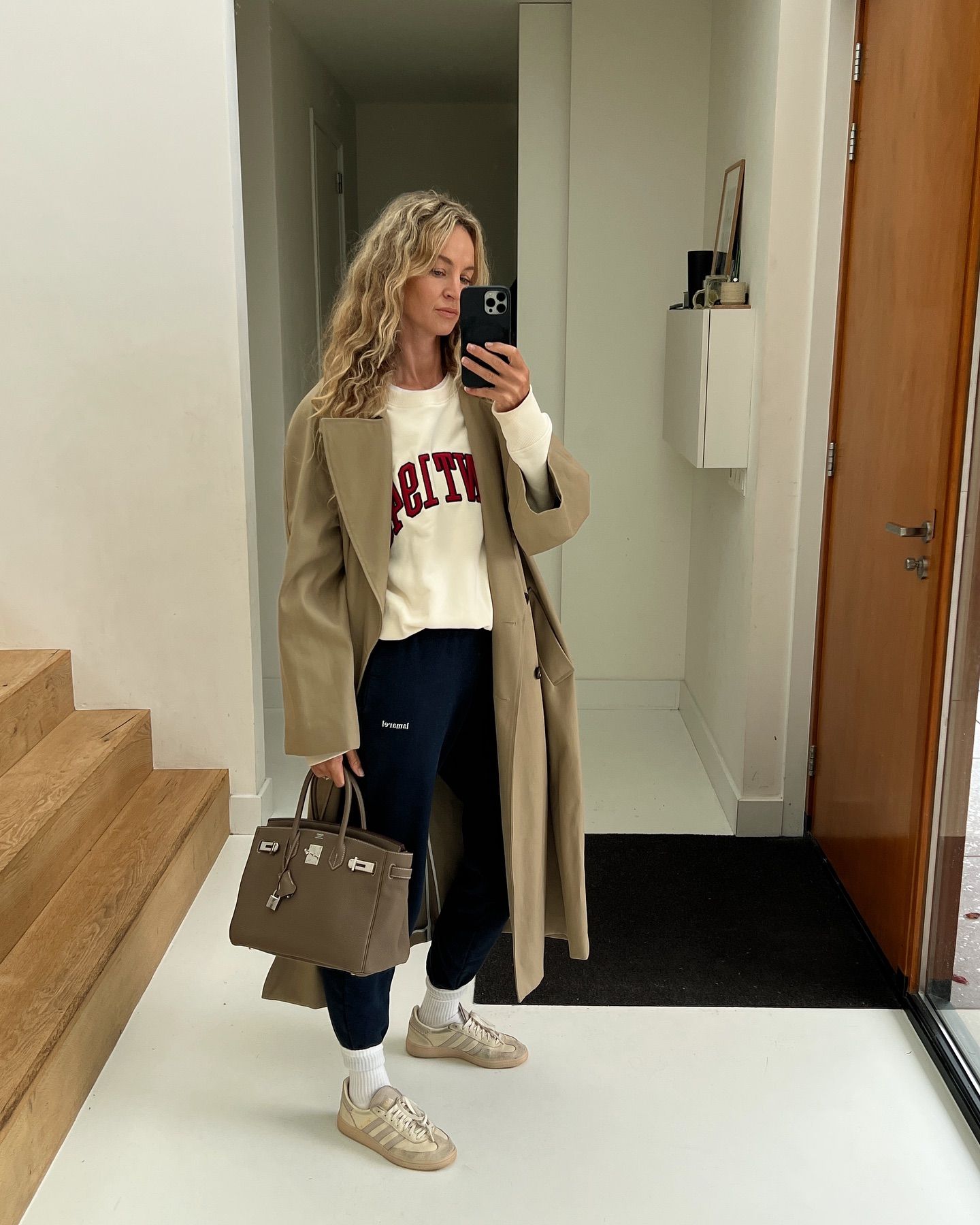 6 Winter Trainer Outfits For Casual Cold-Weather Days | Who What Wear