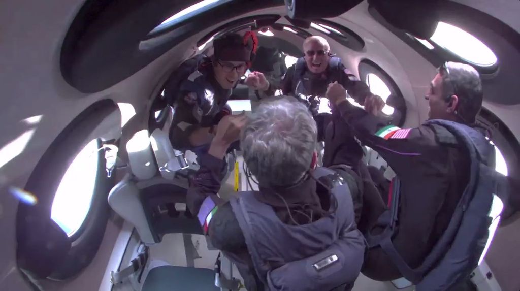 Virgin Galactic launches VSS Unity space plane on final suborbital ...