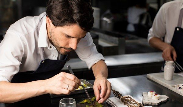 The 8 Best Netflix Original Food Shows, Ranked | Cinemablend