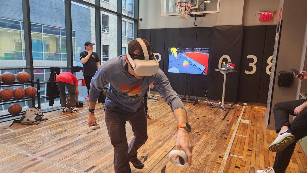 I worked up a sweat playing basketball in the metaverse — here's the ...