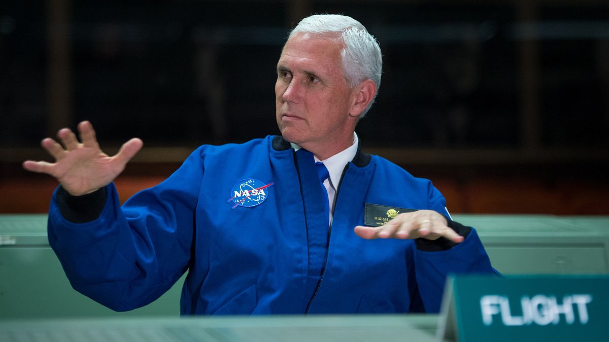 In Photos: President Donald Trump and NASA: Page 2 | Space