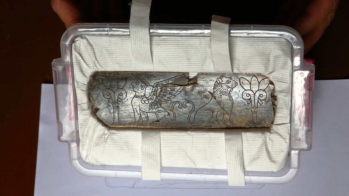 2,800-year-old ivory carved with sphinx discovered in Turkey | Live Science