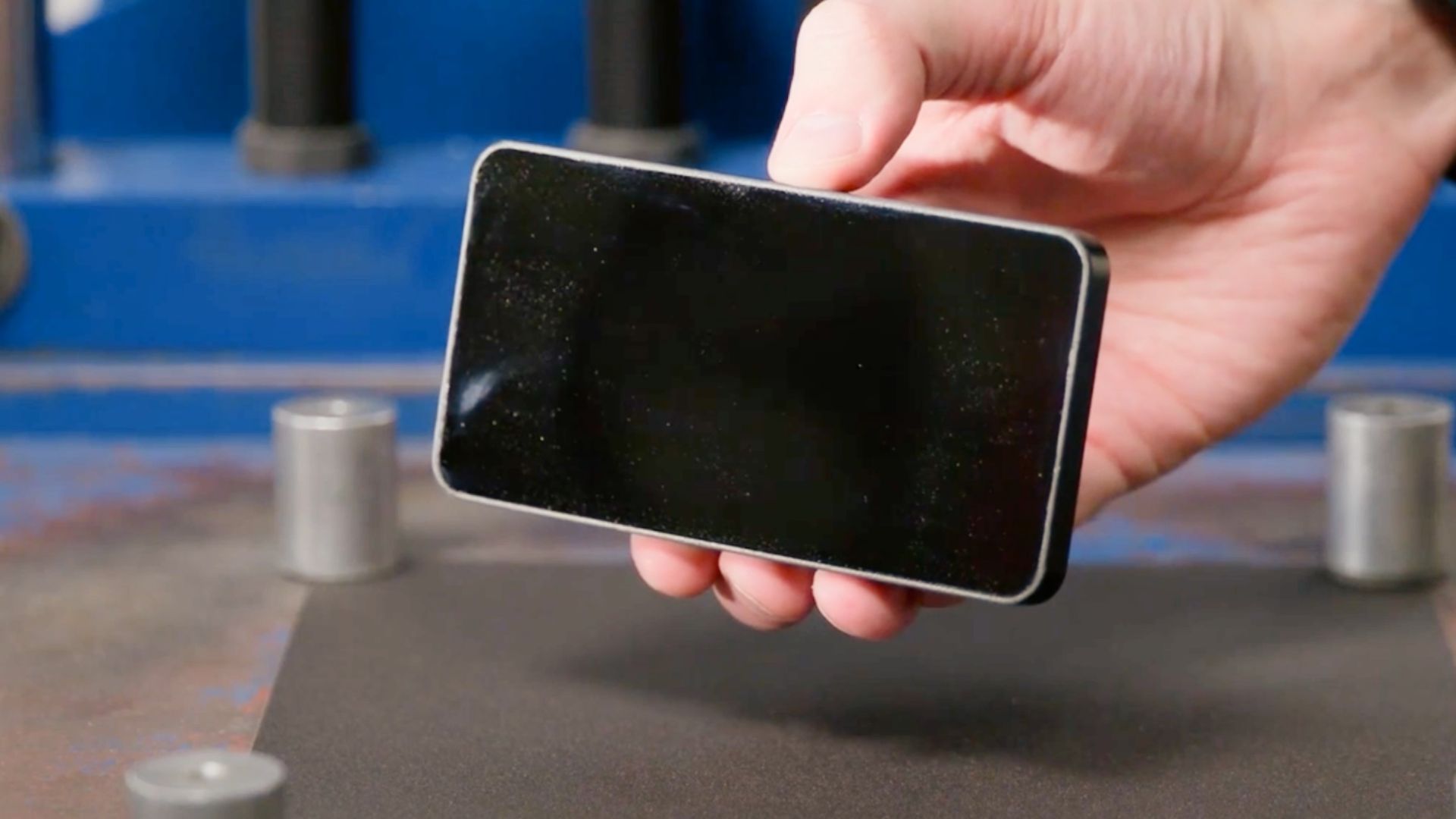 Corning reveals Gorilla Glass 7i for next wave of phones — here’s how ...