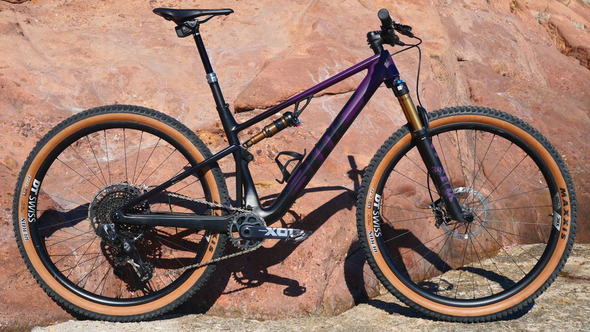 BMC Fourstroke LT first ride review – a proper rowdy cross-country bike ...