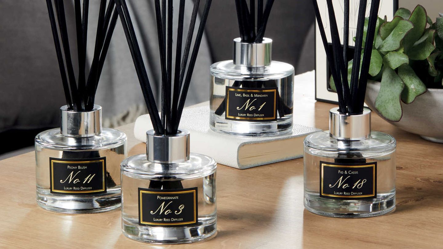 Wow! This Aldi reed diffuser smells as good as expensive ones, and ...