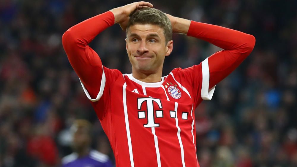Bayern Munich's Muller out for three weeks with hamstring strain ...