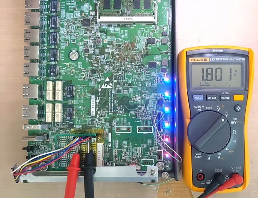 Raspberry Pi Pico Displays BIOS POST Codes with LEDs | Tom's Hardware