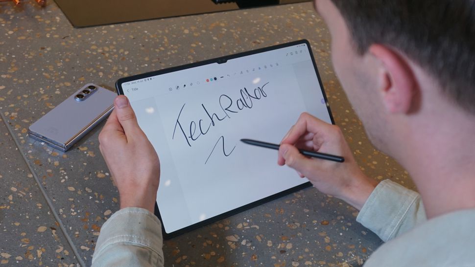 Samsung has proof that big tablets like the Tab S9 Ultra really do help ...