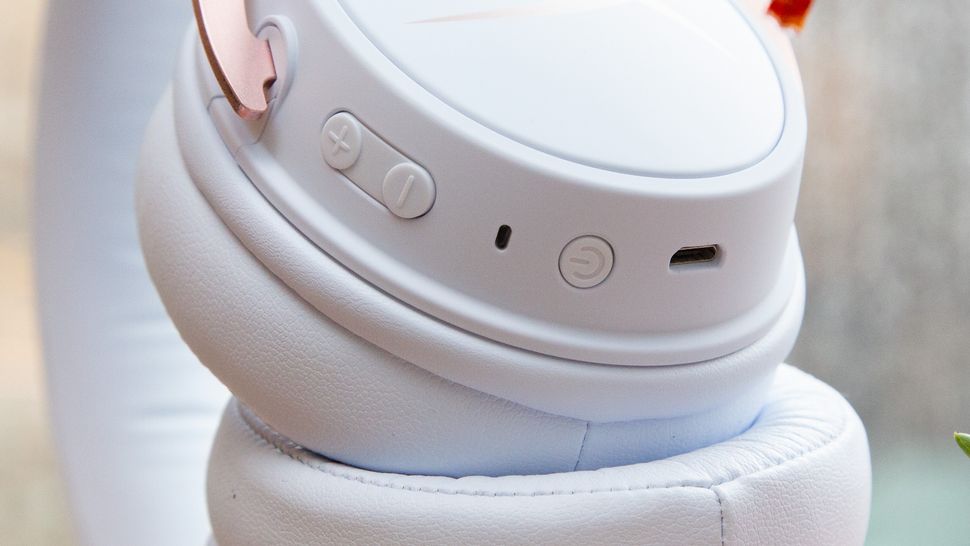 HyperX Cloud Mix Rose Gold Edition Gaming Headset Review: Bluetooth's ...