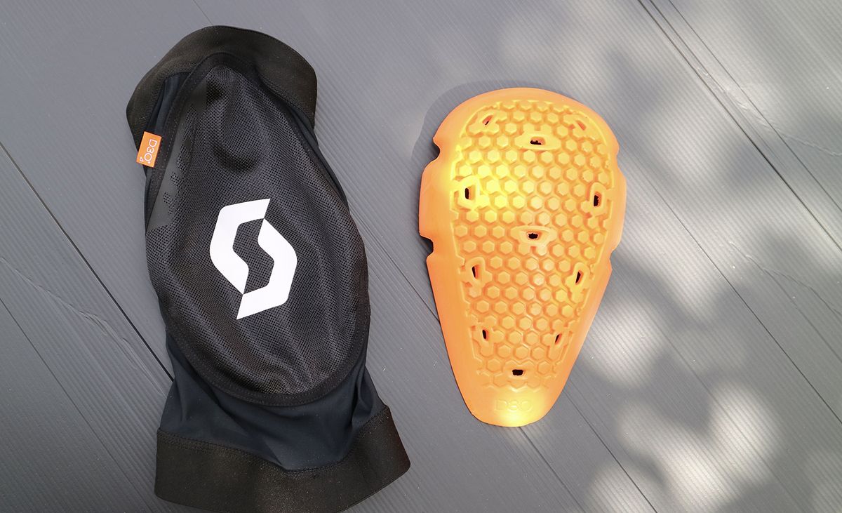 Scott Soldier 2 knee guard review | Bike Perfect