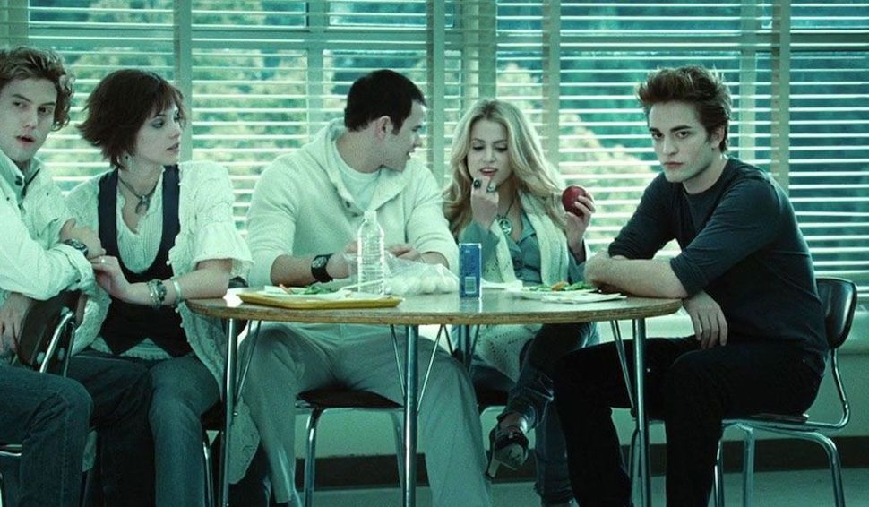 Midnight Sun: 10 Things We Learned From Edward's Perspective Of ...