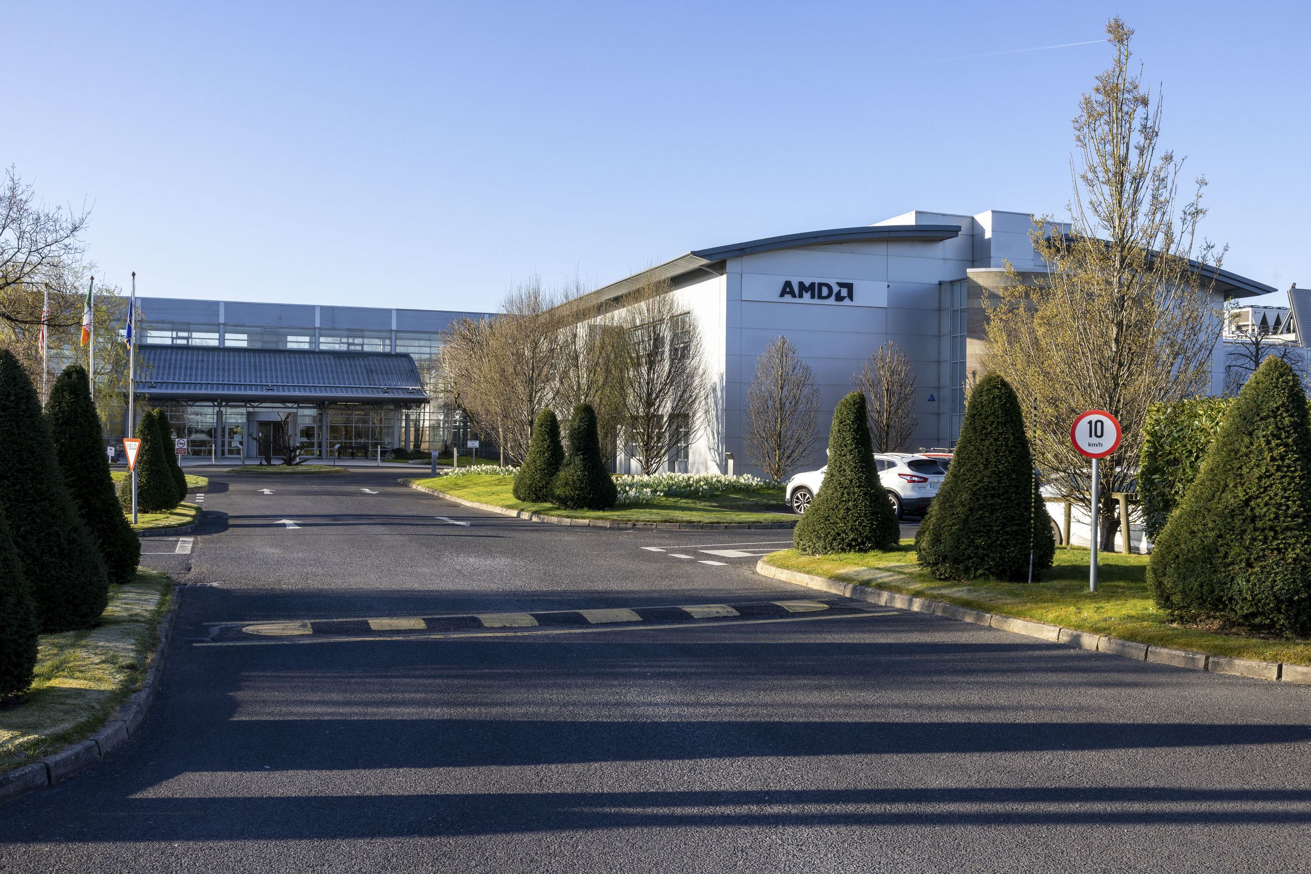 AMD's Radeon Technology Group Is Reportedly Reducing Its Headcount in ...