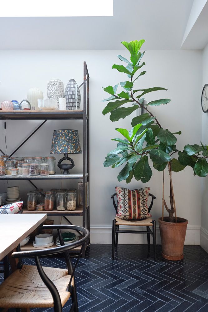 See inside Suzy Hoodless' home - a vibrant lesson in the clever use of ...