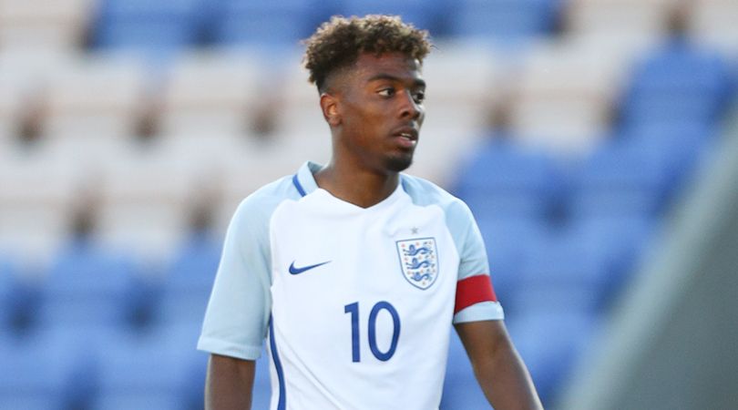 Angel Gomes has given nod to Manchester United return - with contract ...