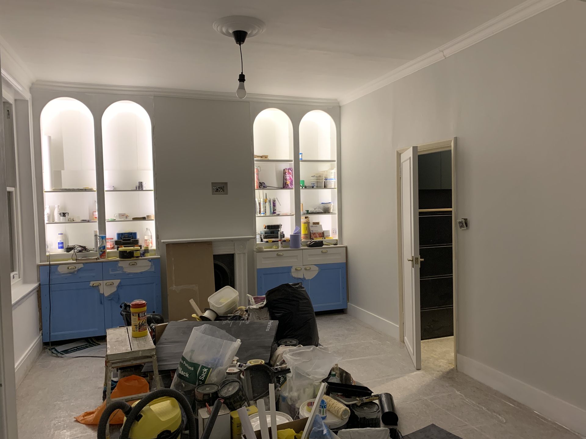 This IKEA hack uses GERSBY bookcases for built-in shelving | Livingetc