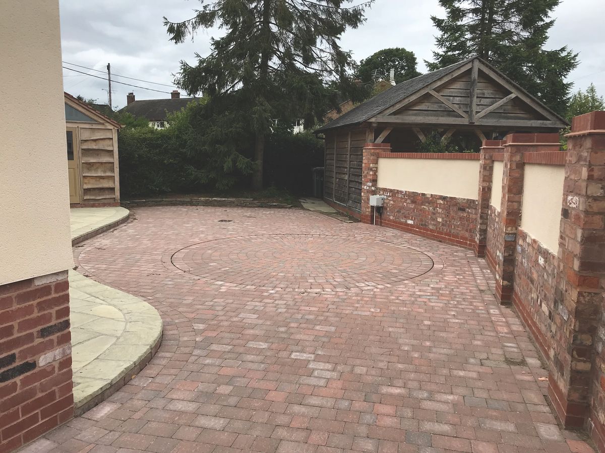 24 driveway ideas to up the kerb appeal of your home | Homebuilding