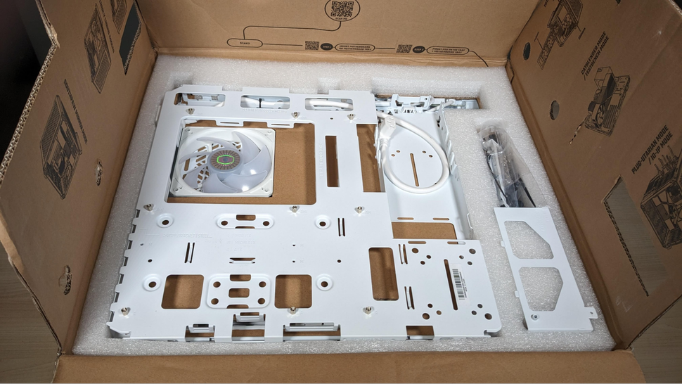 Building With Cooler Master’s Qube 500 Modular Case: Great Concept ...