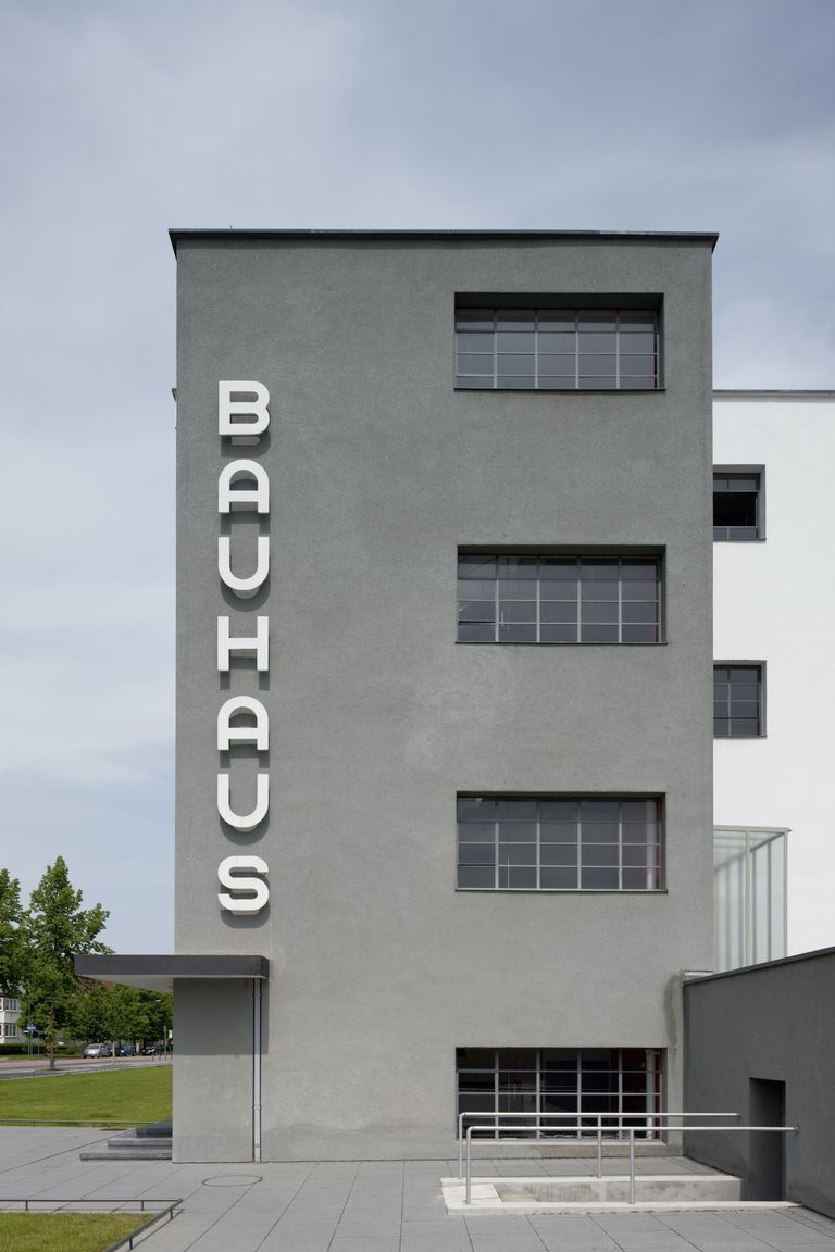 Bauhaus Design: Understand the Iconic Architectural Movement | Livingetc