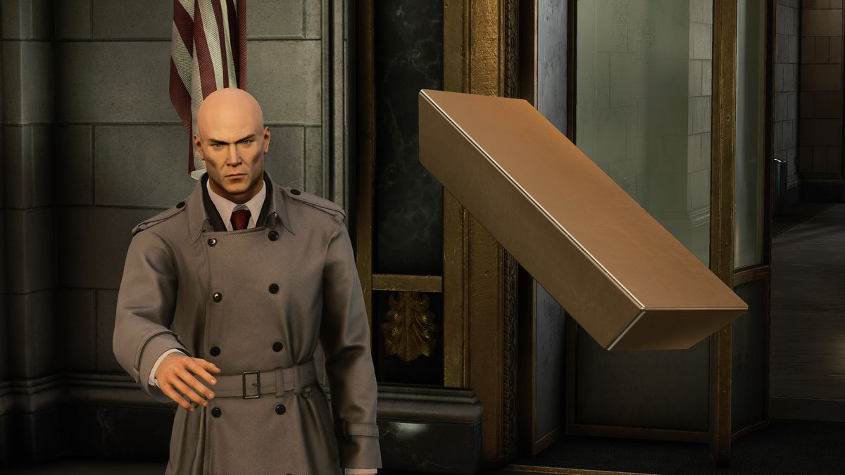 The joy of bashing people over the head with everyday objects in Hitman ...