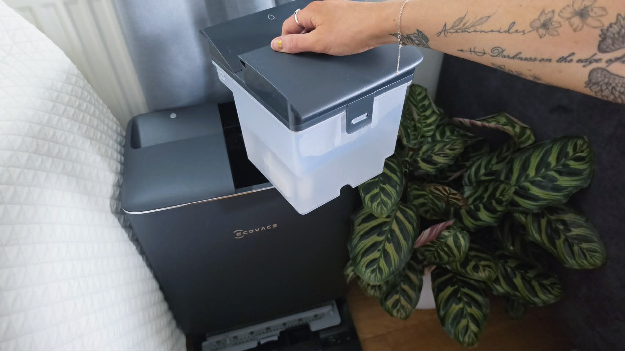 Ecovacs Deebot T90 Pro Omni – test: förvånansvärt tyst städning och AI ...