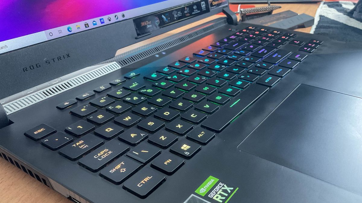 Asus ROG Strix Scar 17 (2021) review: Pushing the limit | Laptop Mag