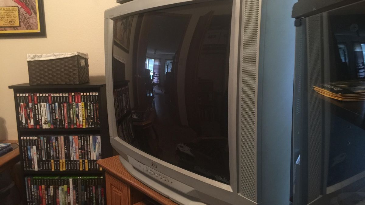 How I hooked up nine classic consoles to my TV (and you can too ...
