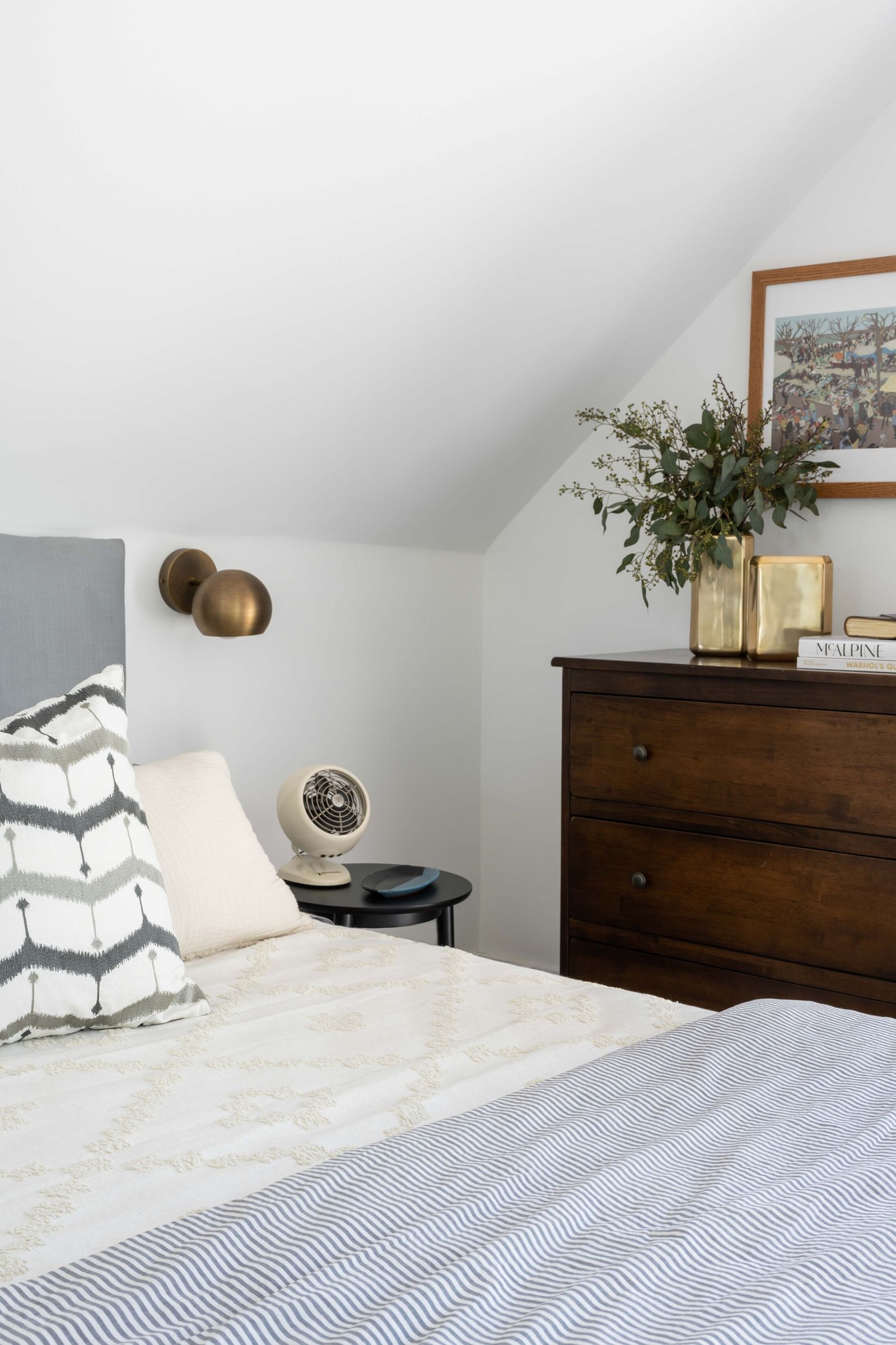 How do I make the most of a tiny guestroom? 4 tricks to try | Livingetc