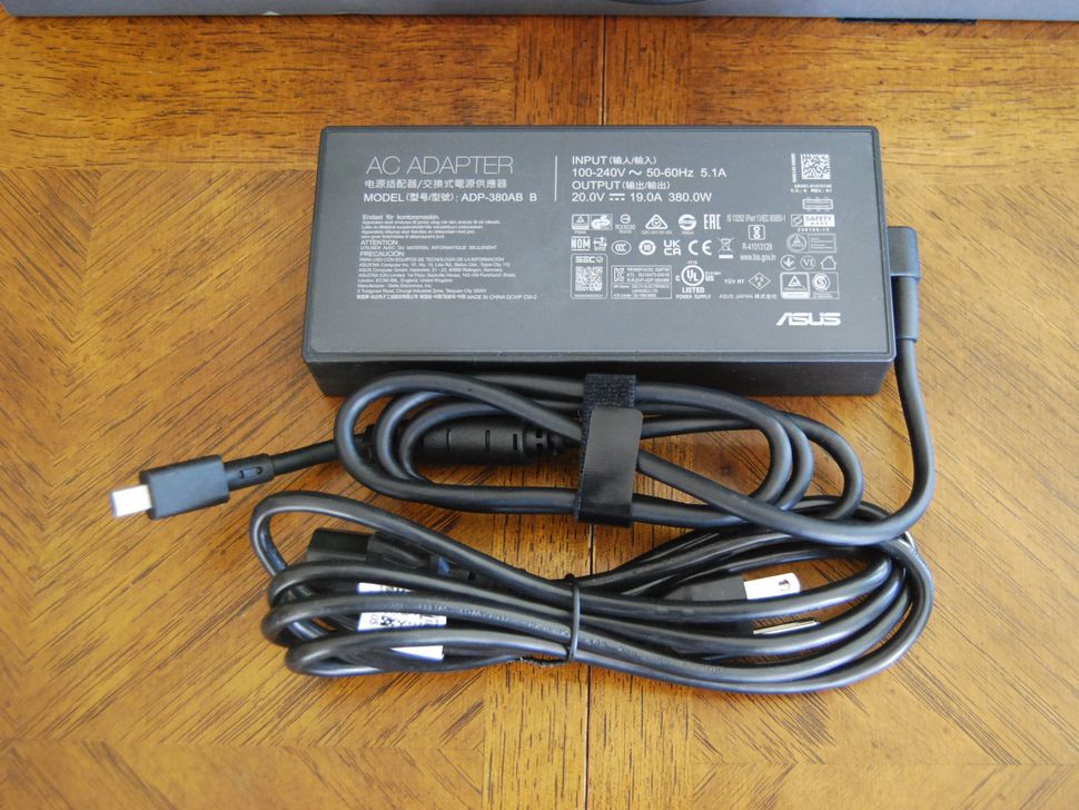 Hands-on with ASUS' new (and massive) RTX 5090 gaming laptop | Windows ...