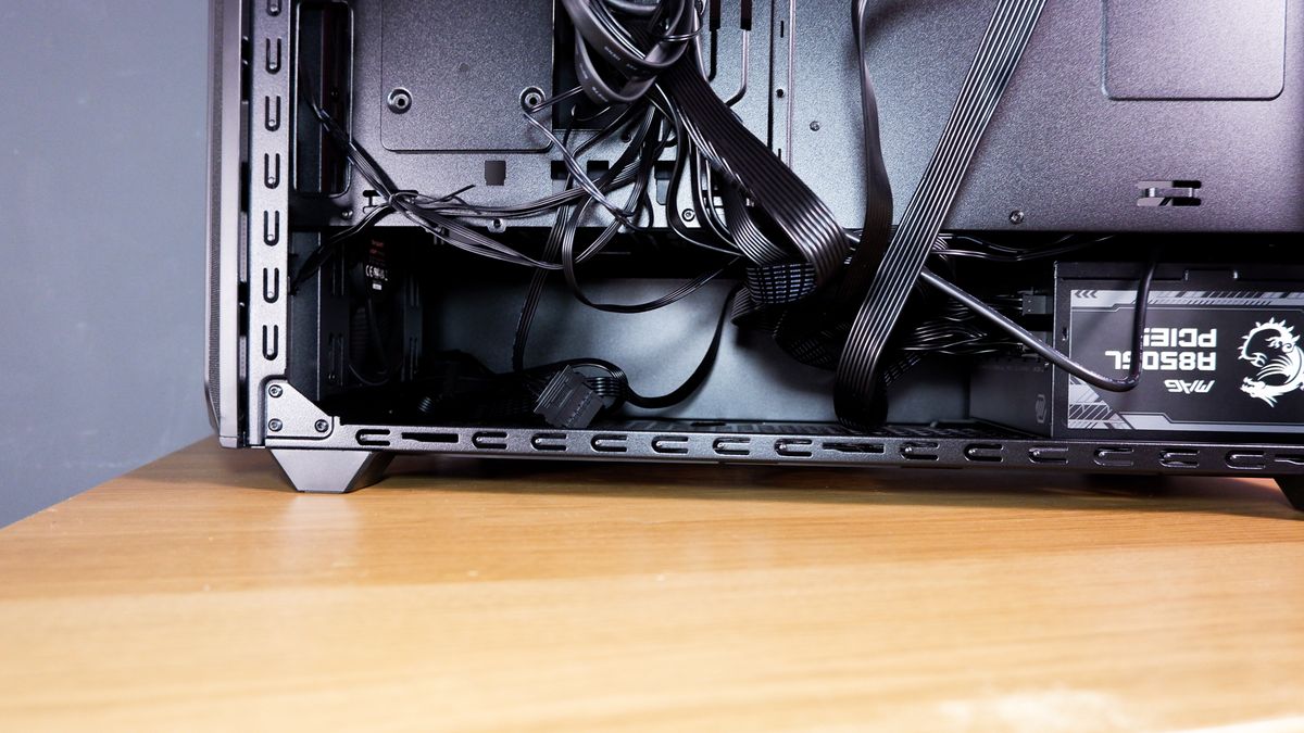 Be Quiet! Shadow Base 800 FX case review | PC Gamer