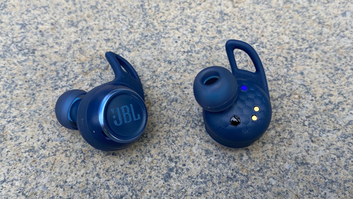 JBL Reflect Aero TWS Headphones Review | Coach